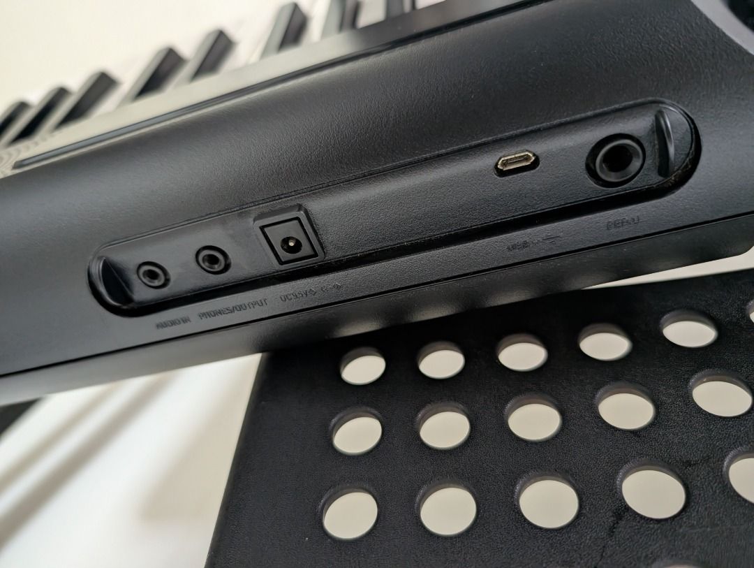 Casiotone CT-S300 - Scratched base, Hobbies & Toys, Musical Instruments ...