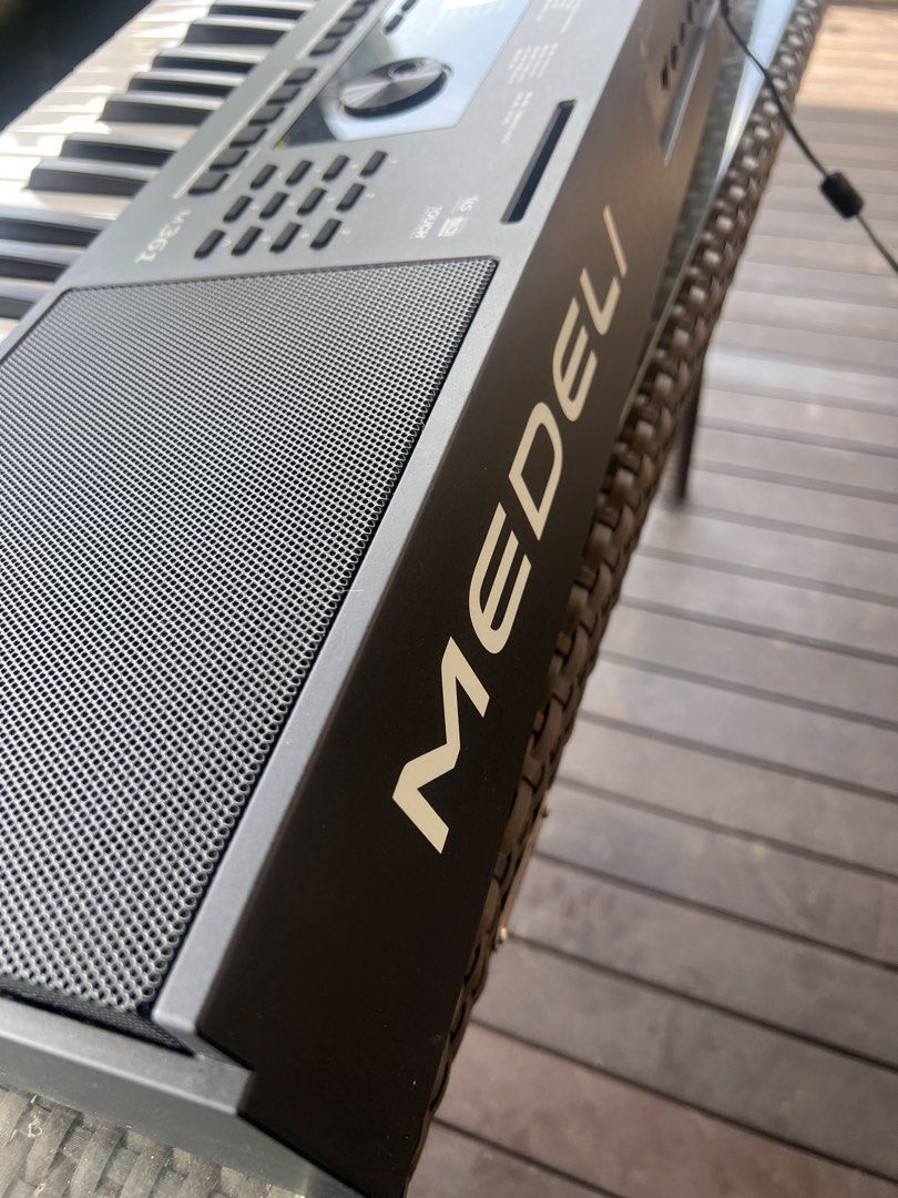 Medeli M361 Professional Keyboard, Hobbies & Toys, Musical Instruments ...