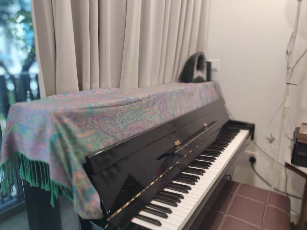 Yamaha Upright Piano - Black, Hobbies & Toys, Musical Instruments on ...