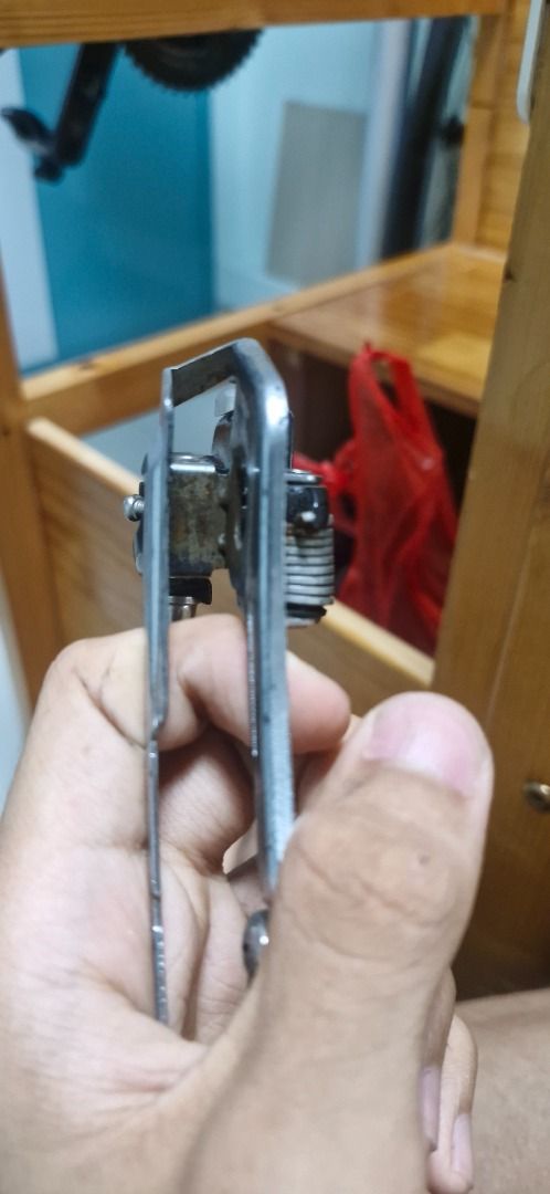 Sram rival mechanical Front Derailleur, Sports Equipment, Bicycles ...