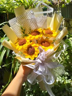 Crochet bouquet For Sale | Buy 100+ Crochet bouquet online | Carousell ...