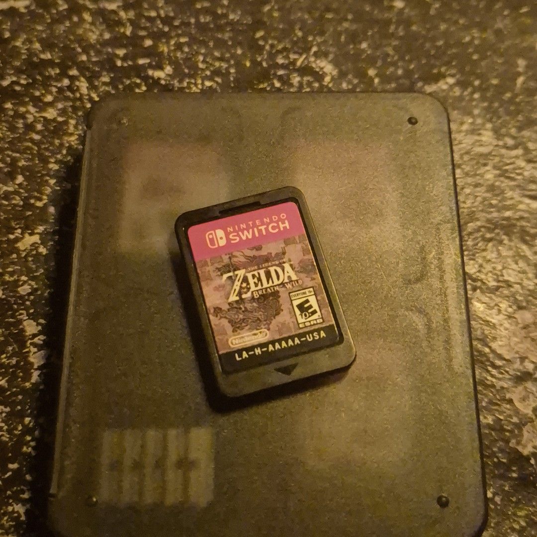 The Legend of Zelda: Breath of The Wild (Cartridge Only), Video Gaming ...