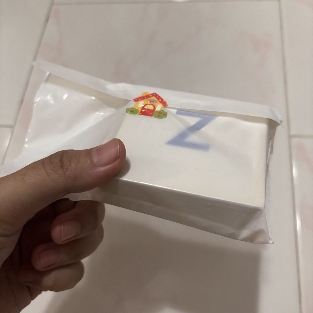 Alphabet Flash Cards, Hobbies & Toys, Toys & Games on Carousell