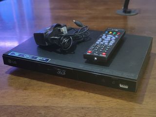 Sony BDP-S485 Blu-ray Disc/DVD Player, 家庭電器, 電視 & 其他娛樂, 藍光及播放器 - Carousell