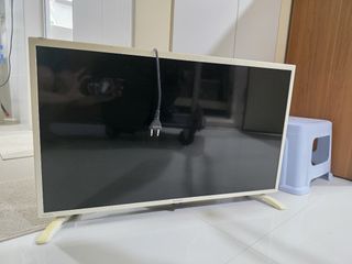 Sharp 50 inch TV, TV & Home Appliances, TV & Entertainment, TV on Carousell