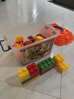 Giant Lego Block Ball Pit for Rent, Hobbies & Toys, Toys & Games on ...