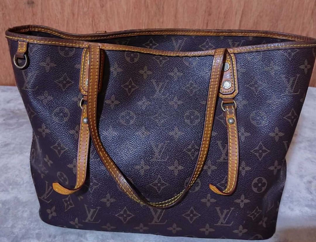 Louis Vuitton Monogram Tote Bag, Luxury, Bags & Wallets on Carousell