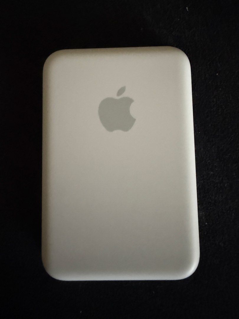 Apple iPhone Battery Pack with MagSafe, Mobile Phones & Gadgets, Mobile ...