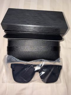 Sunglasses black with Hard Case, Women's Fashion, Watches & Accessories ...