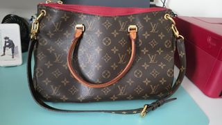 Louis Vuitton Pallas MM Monogram Bag, Luxury, Bags & Wallets on Carousell