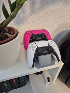 PS5 Controller and Headset Stand, Video Gaming, Gaming Accessories ...