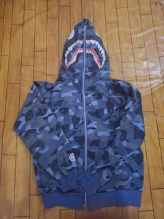 Bape hoodie Dijual | Beli 1,000+ Bape hoodie online | Carousell Indonesia