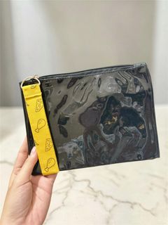 Pouch hitam Dijual | Beli 100+ Pouch hitam online | Carousell Indonesia