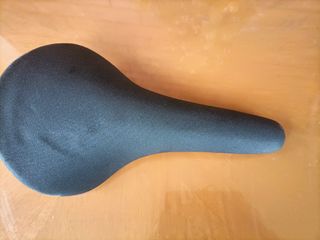Carbon Fiber Bike Saddle, Sports Equipment, Bicycles & Parts, Parts ...