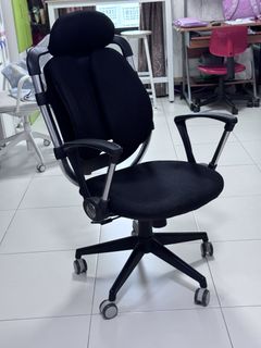 Black Ergonomic Office Chair with Armrests, Furniture & Home Living ...