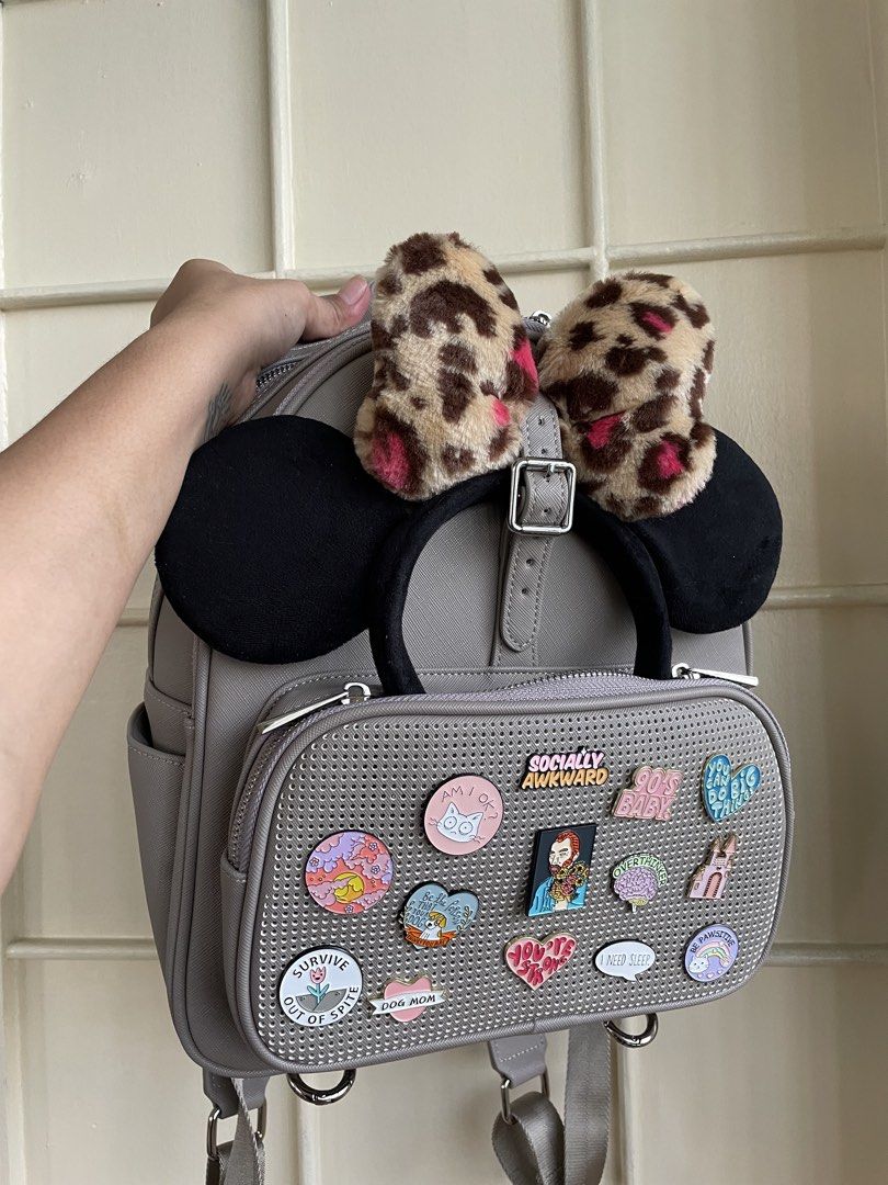 Grey Backpack with Pins and Accessories, Women's Fashion, Bags ...