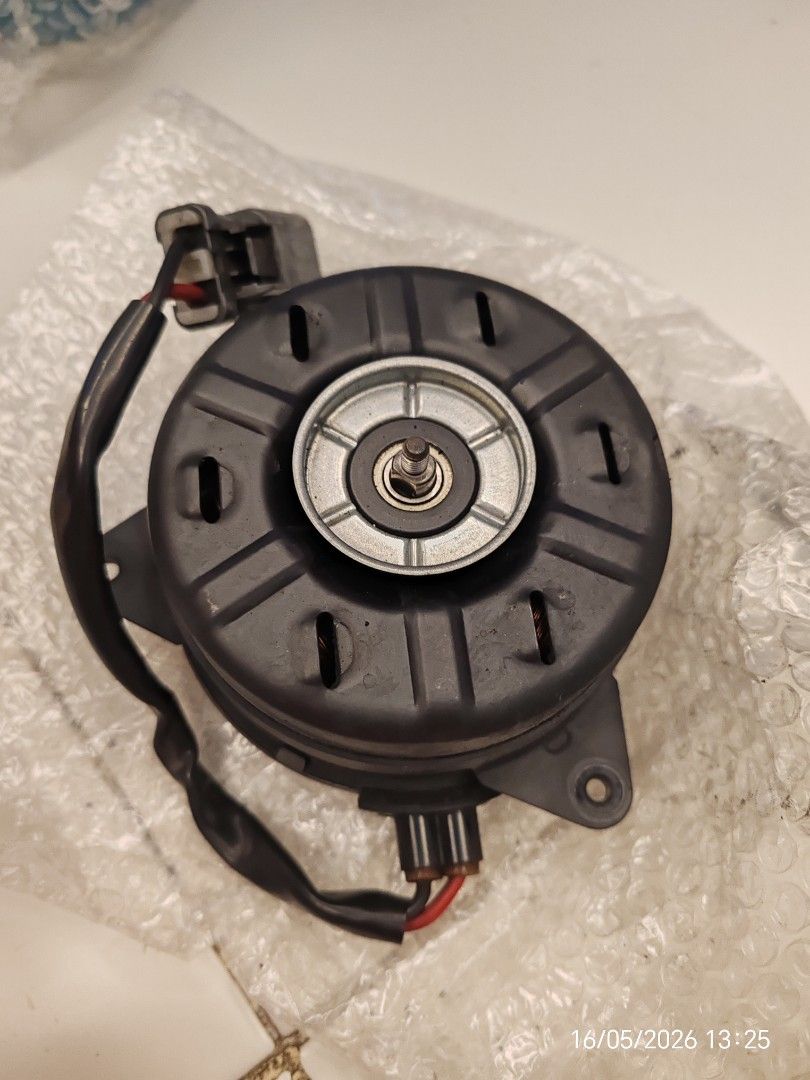 Honda Stream RN6 Fan Motor, Car Accessories, Maintenance Products ...