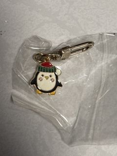 Cute Pink Penguin Key Chain with Knitted Hat, Hobbies & Toys, Toys ...