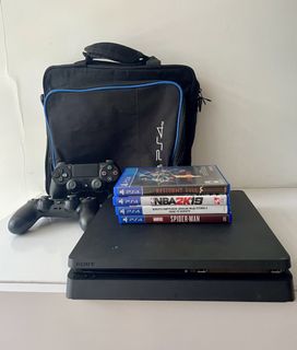 Sony PlayStation 4 (PS4) Slim with Two Controllers, Video Gaming, Video ...