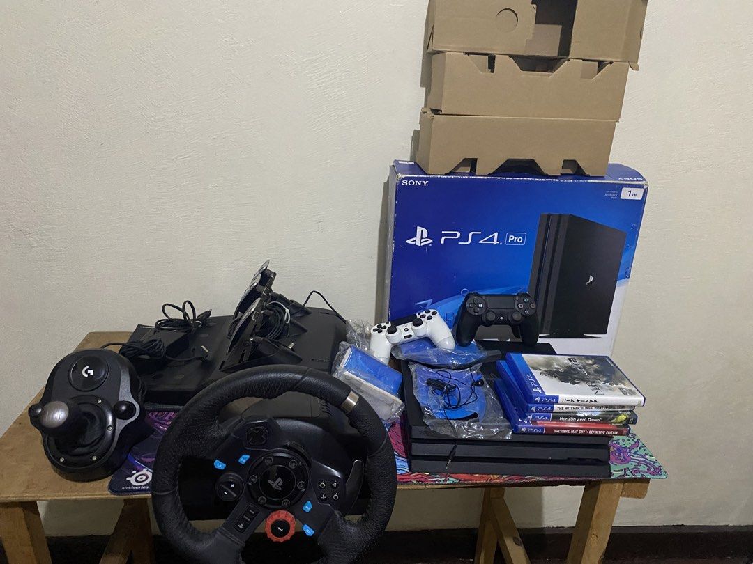 PS4 Pro 1TB with Logitech G29 Racing Wheel, Video Gaming, Video Game ...