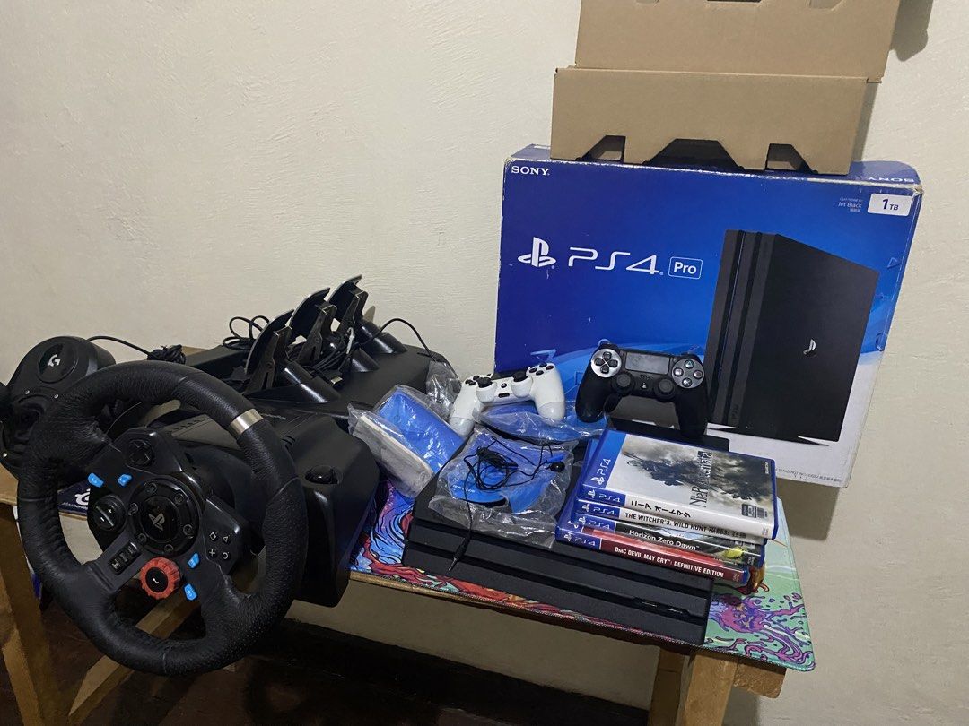 PS4 Pro 1TB with Logitech G29 Racing Wheel, Video Gaming, Video Game ...