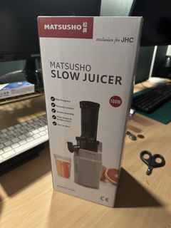 Philips Juicer with Pitcher, 家庭電器, 廚房電器, 榨汁機及攪拌機 - Carousell