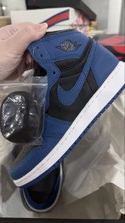 Air Jordan 1 Retro High OG GS - White/Black, Women's Fashion, Footwear ...