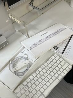 Apple Magic Keyboard with Numeric Keypad in space gray (discontinued ...