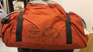 Decathlon Quechua Rechargeable Pump, 運動產品, 行山及露營 - Carousell