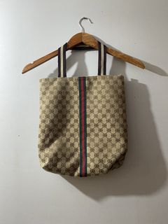 Gucci Floral Tote Bag with Pouch, Luxury, Bags & Wallets on Carousell