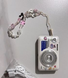 Samsung NX2000 Pink Digital Camera, Photography, Cameras on Carousell