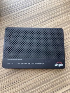 Singtel WiFi Gigabit Router AC Elite & Optical Network Terminal ...