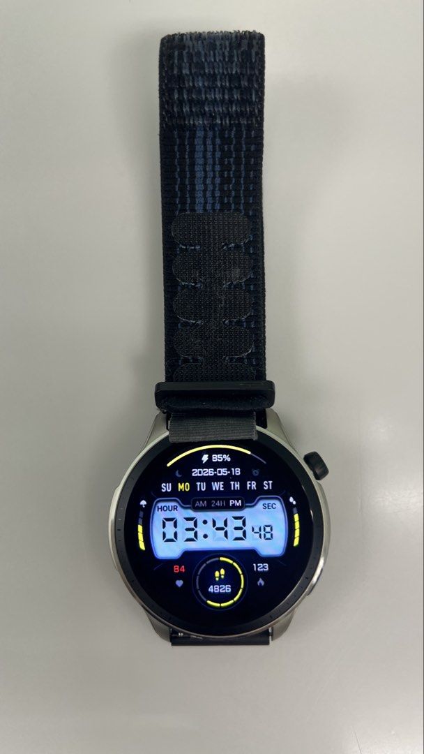 Amazfit GTR 4智能手表, 手提電話, 智能穿戴裝置及智能手錶 - Carousell