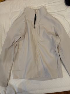 Lululemon Sojourn jacket, Men's Fashion, Coats, Jackets and Outerwear ...