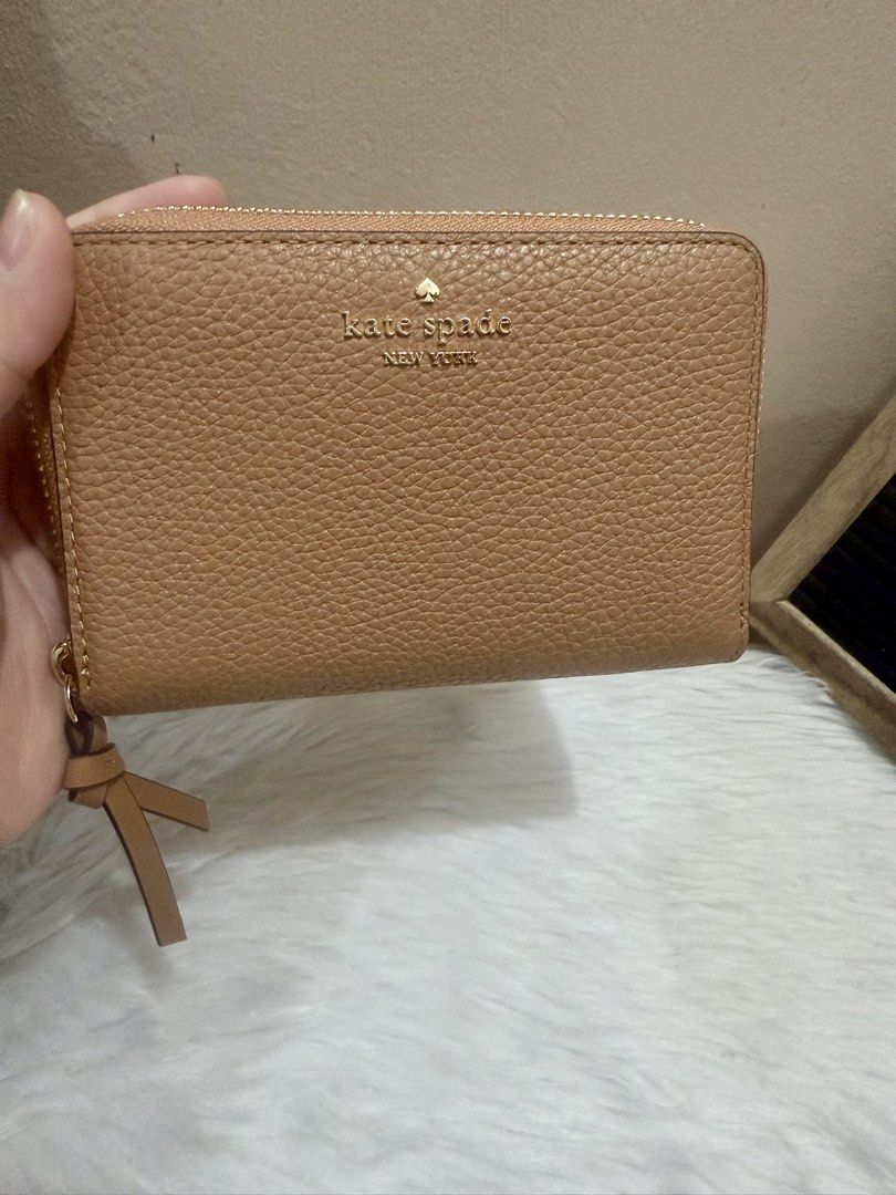 Kate Spade Knott Bungalow color pebbled leather medium wallet, Luxury ...