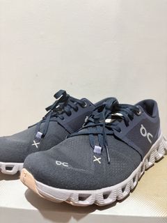 On Cloud 6 (Black/Black), Women's Fashion, Footwear, Sneakers on Carousell