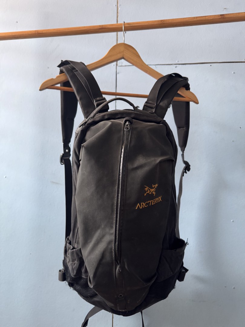 Arcteryx Bag, Men's Fashion, Bags, Backpacks on Carousell