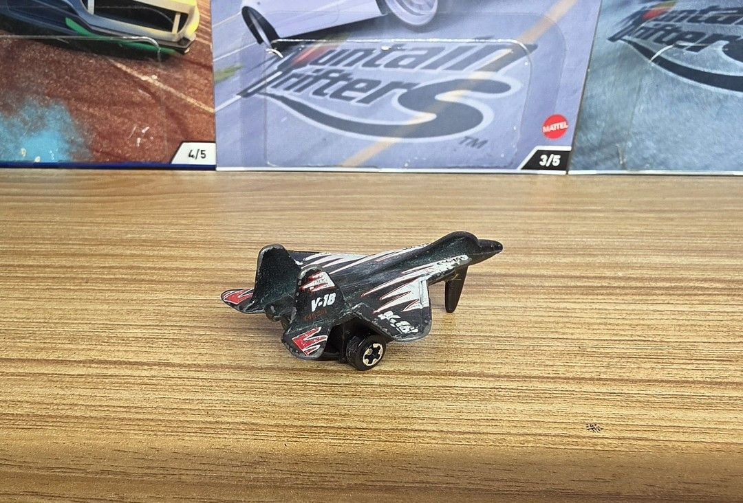 Jet Fighter Aeroplane Vintage Hitam, Hobbies & Toys, Toys & Games on ...