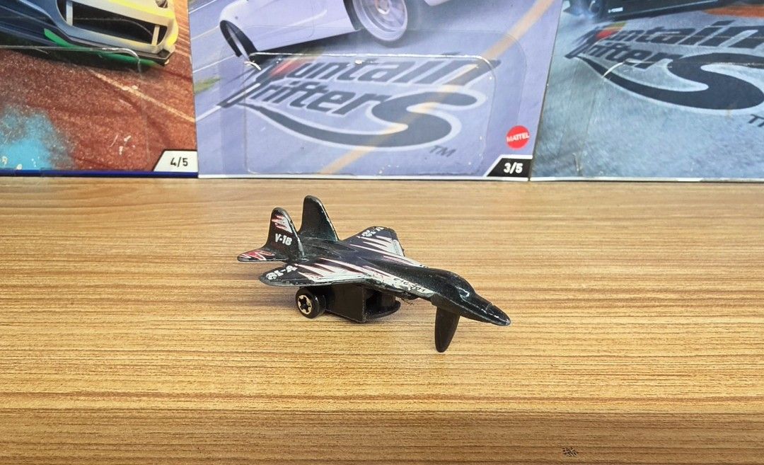 Jet Fighter Aeroplane Vintage Hitam, Hobbies & Toys, Toys & Games on ...