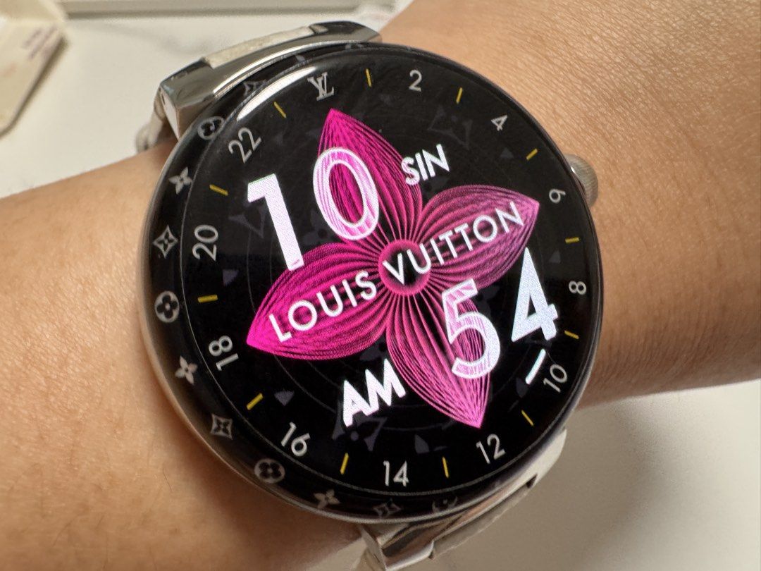 Louis Vuitton Tambour Horizon Light Up Connected Smartwatch, Luxury ...
