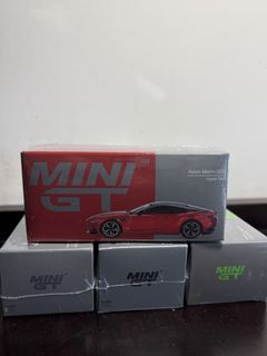 1:64 Mini gt and Poprace (SET), 興趣及遊戲, 玩具 & 遊戲類 - Carousell