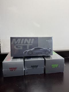 1:64 Mini gt and Poprace (SET), 興趣及遊戲, 玩具 & 遊戲類 - Carousell