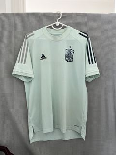 Defect 2013 2014 Malaga nike XL, Men's Fashion, Activewear on Carousell
