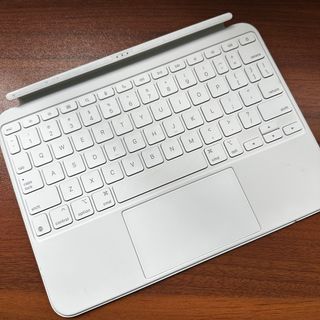 Apple iPad Magic Keyboard Folio, Computers & Tech, Parts & Accessories ...