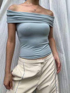 Pink Off-Shoulder Top, Women's Fashion, Tops, Blouses on Carousell