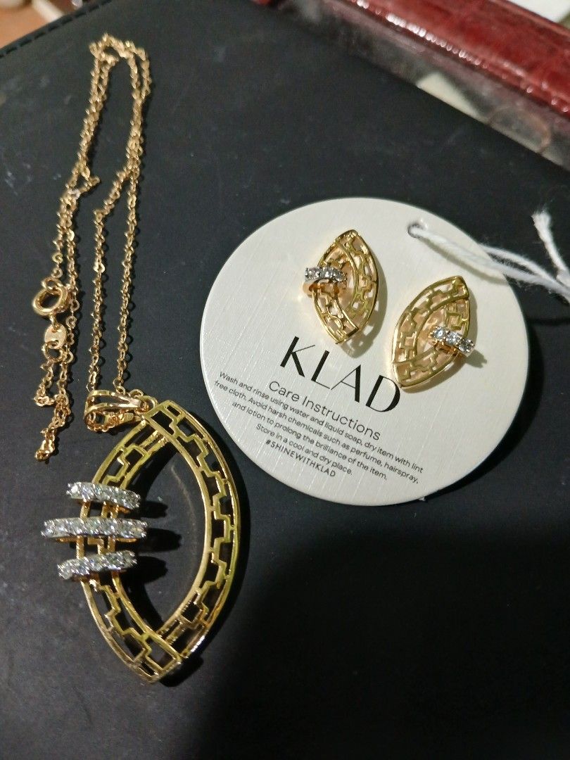 KLAD Gold-toned Jewelry Set, Women's Fashion, Jewelry & Organizers ...