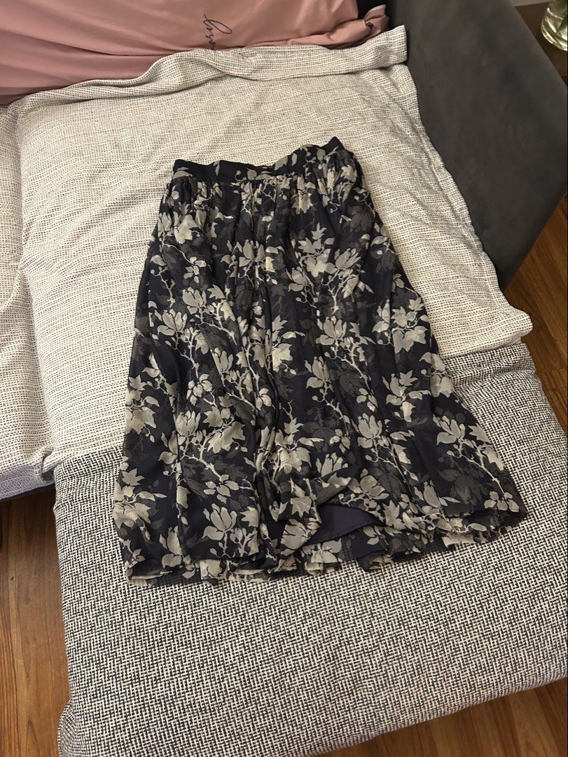 全新未使用 DRIES VAN NOTEN dress, 女裝, 褲＆半截裙, 裙 - Carousell