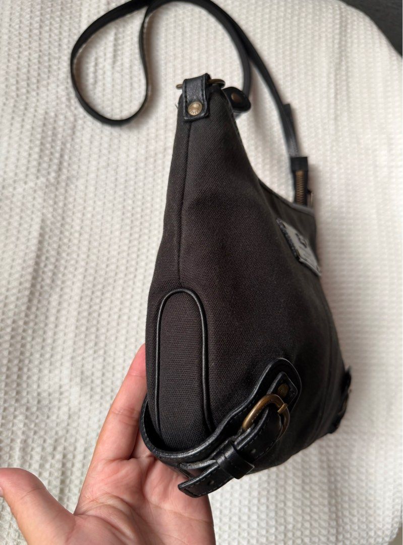 Burberry London Blue Label Crossbody, Luxury, Bags & Wallets on Carousell
