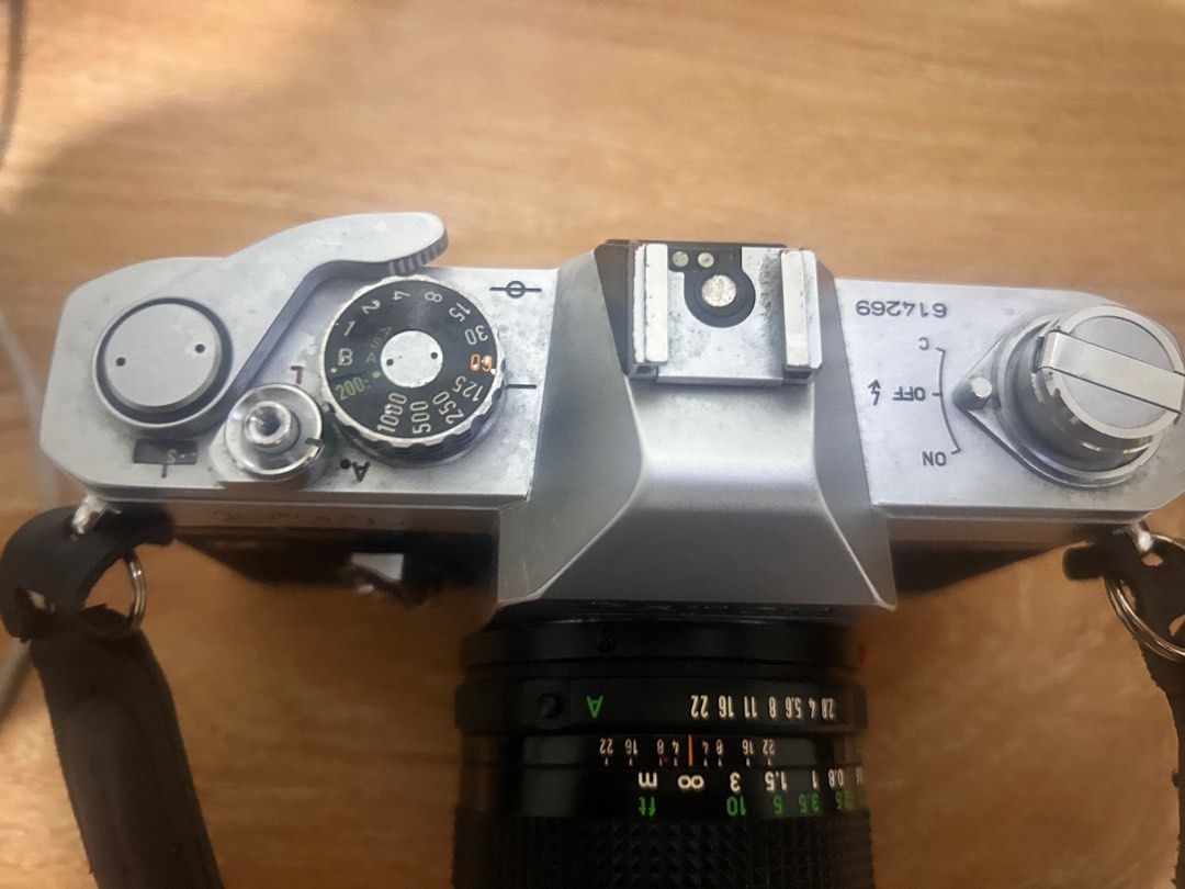 Canon FTb QL SLR Film Camera, Photography, Cameras on Carousell