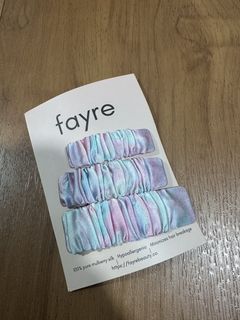 FAYRE x Sanrio Silk Hair Pins - My Spring Sakura Melody, Women's ...